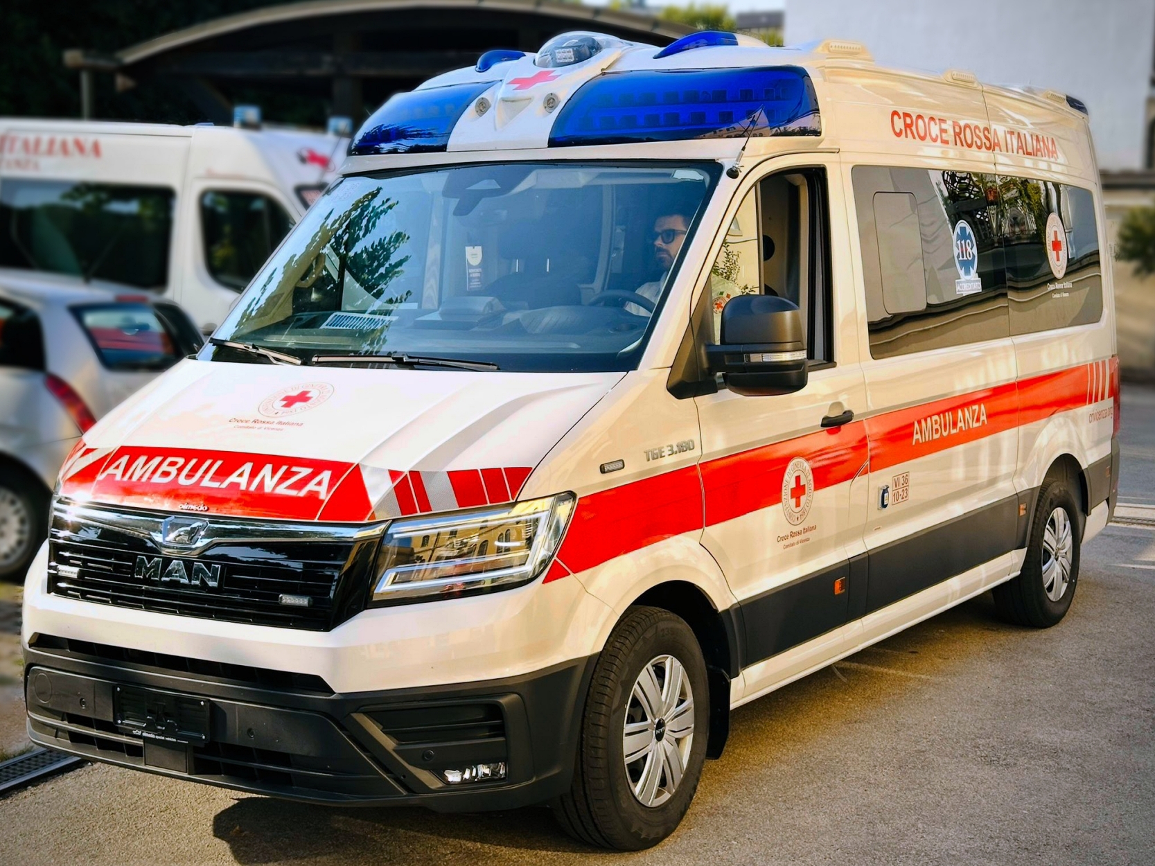 È arrivata la nuova ambulanza! - Croce Rossa Italiana - Vicenza